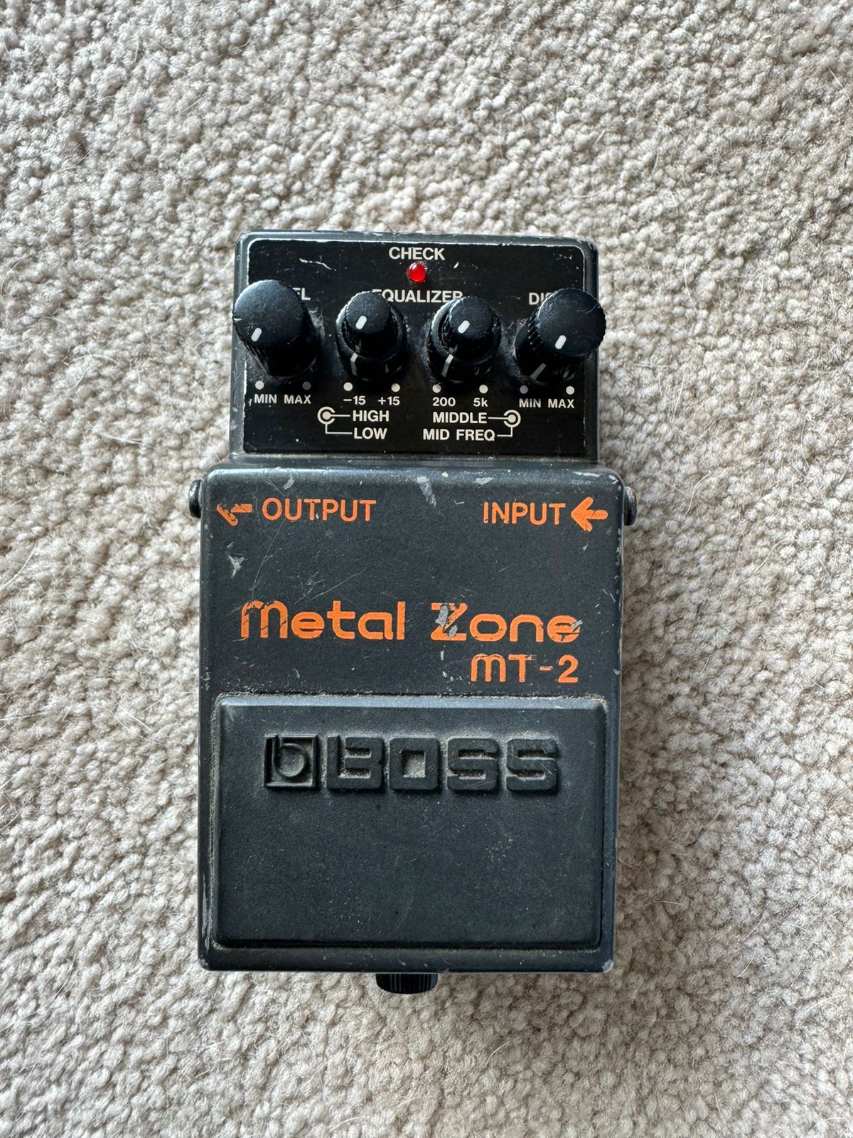 BOSS METAL ZONE - Cambalucho